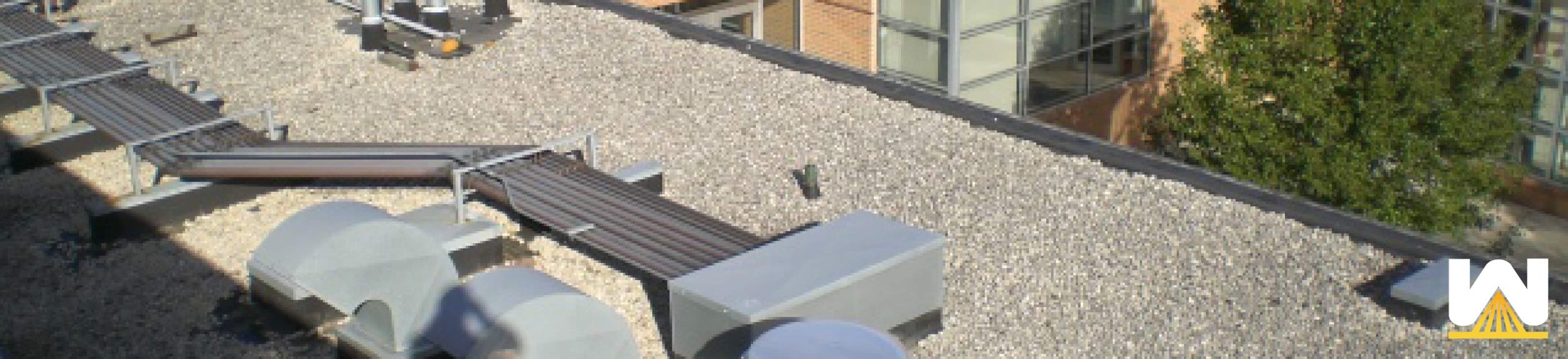 5 Problems With Tar and Gravel Commercial Roofs